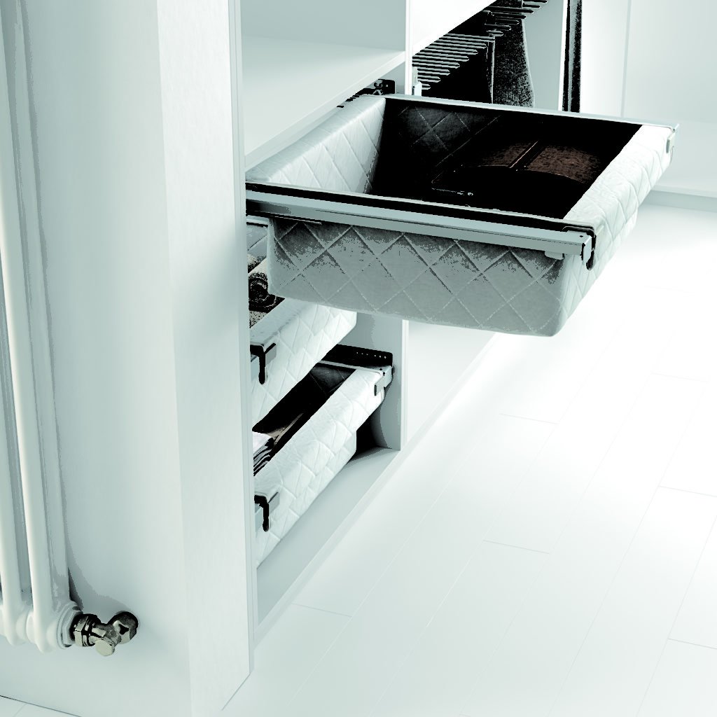 Pull-out cloth basket | Gamma Fittings