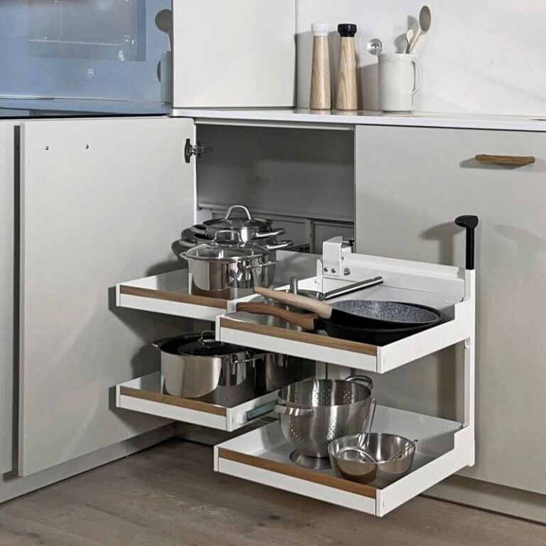 Kitchen Corner units | Gamma fittings